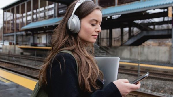 Casque Micro BOSE Noise Cancelling Headphones 700 Noir - infinytech-reunion